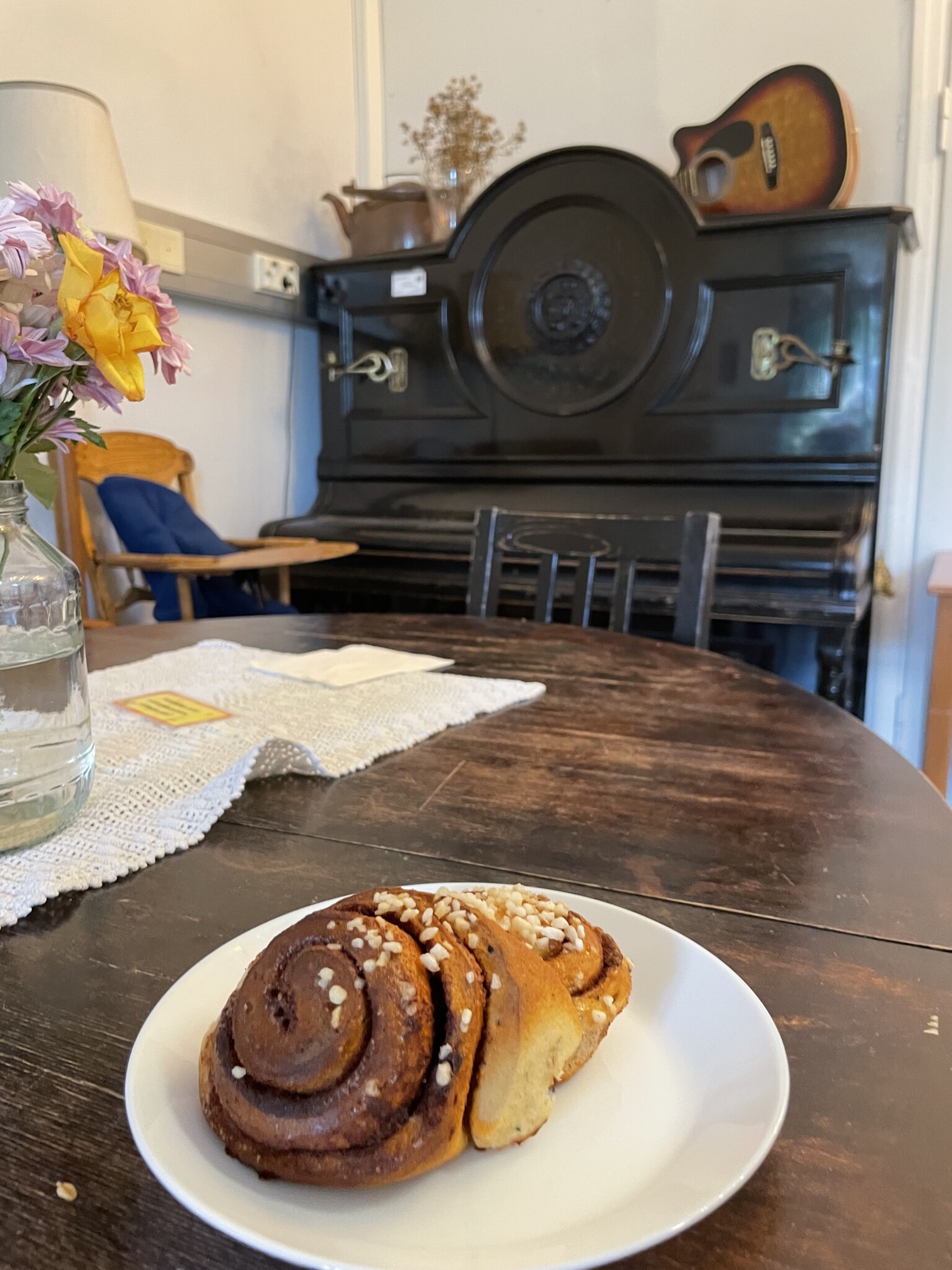15+ Iconic and Adorable Cafes in Helsinki By Neighborhood!